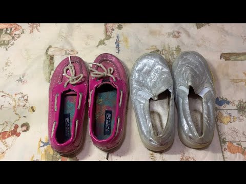 What a pair of cute little girl's shoes. 4 - YouTube