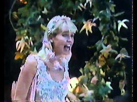 Lua de Cristal - Xuxa - YouTube