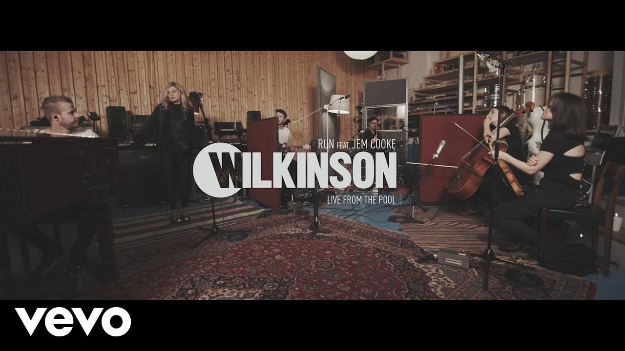 Wilkinson - Run (Live From The Pool) ft. Jem Cooke - YouTube