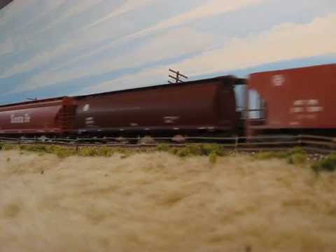 Santa Fe Grain train - 108 cars. - YouTube