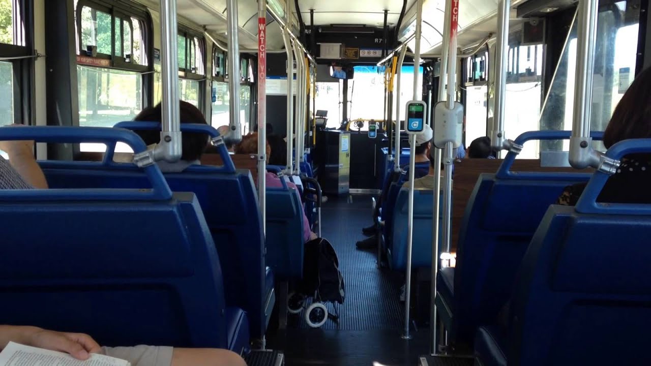 Some Translink 1995 New Flyer D40LF Takeoffs - YouTube