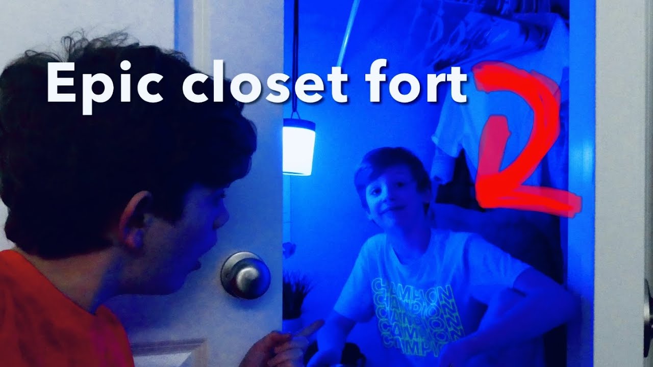 We Made A EPIC Fort In My Closet!!! - YouTube