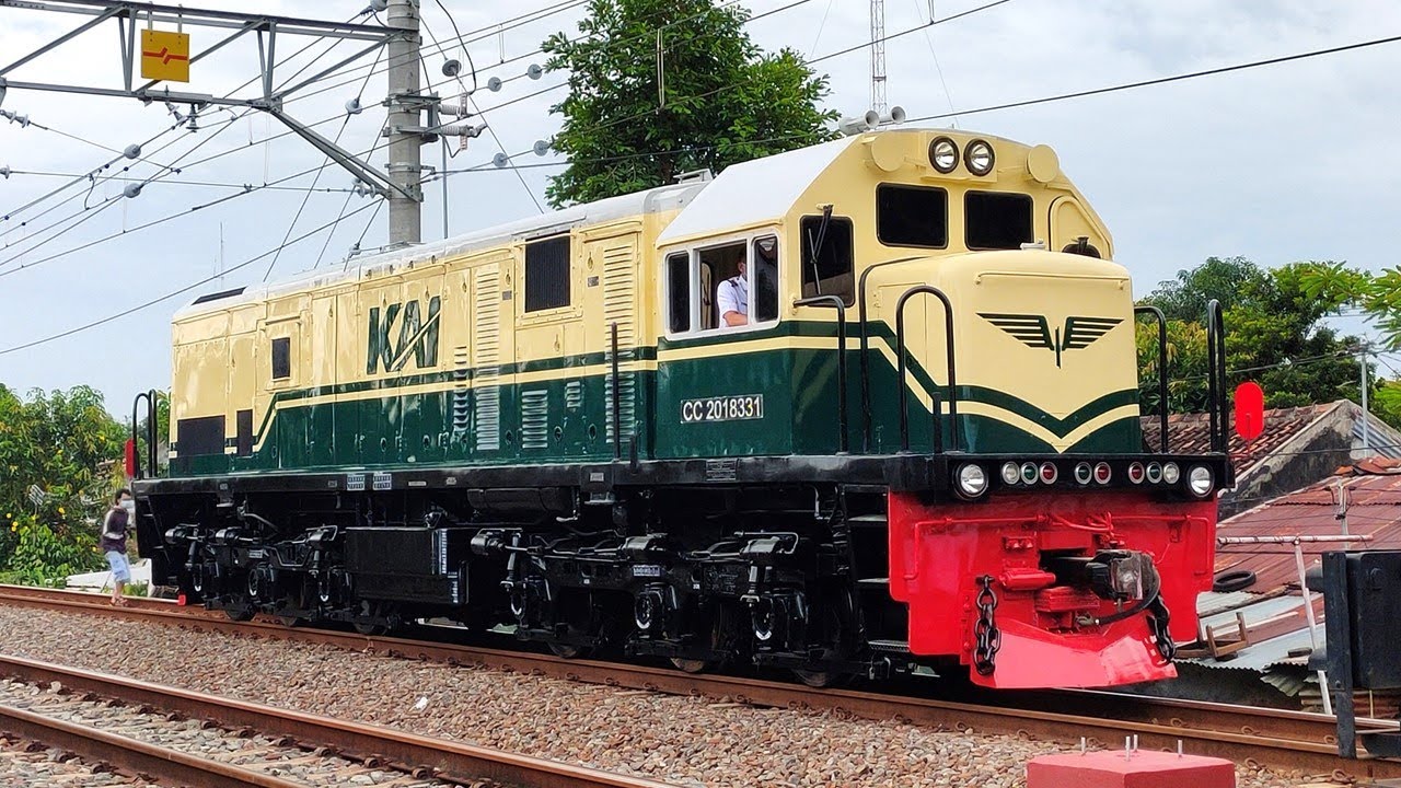 LIVERY TERBARU LOKOMOTIF CC 201 !! Ujicoba Lokomotif CC 201 LIVERY ...