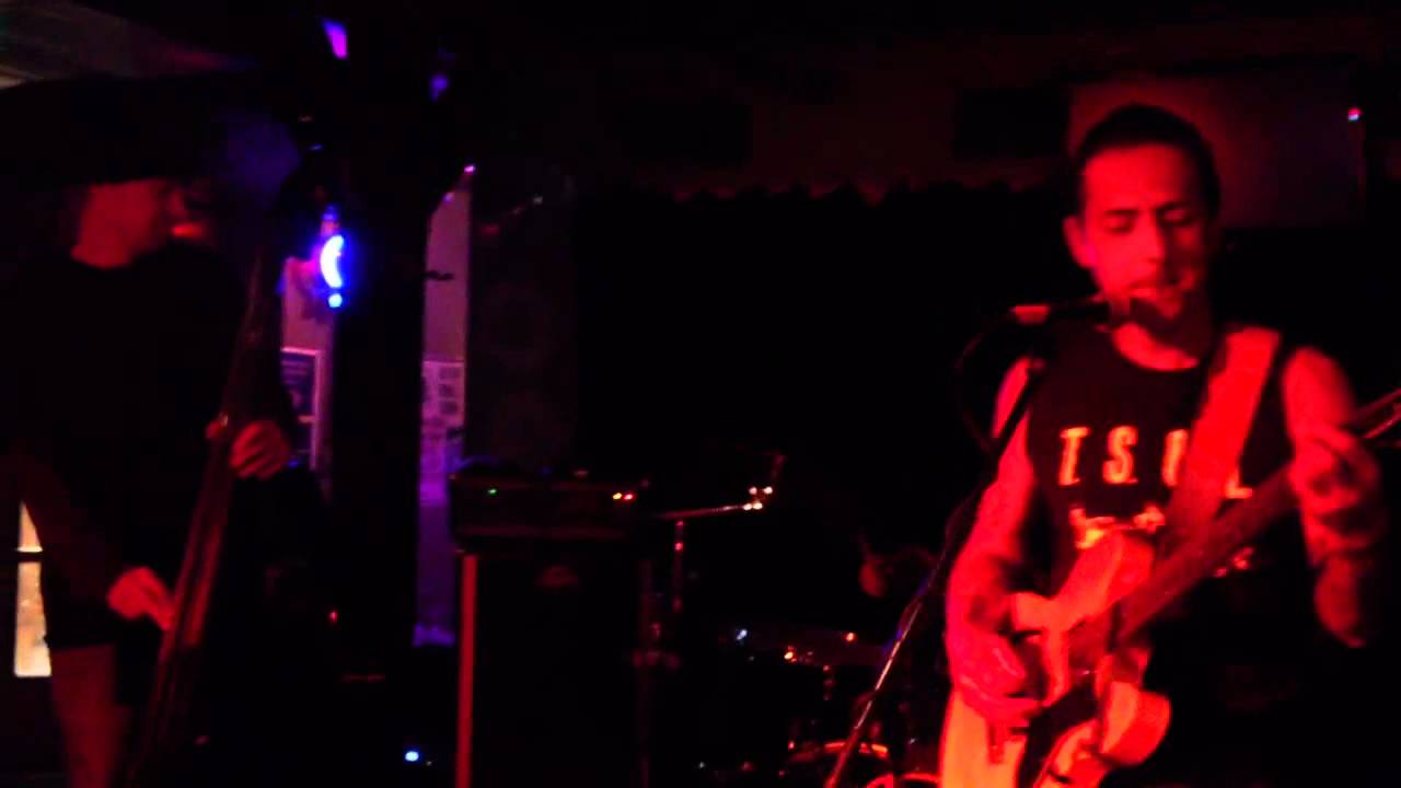 Social Antidote "Punk Rock Love Song" live at 1332 Records' Punk Monday ...