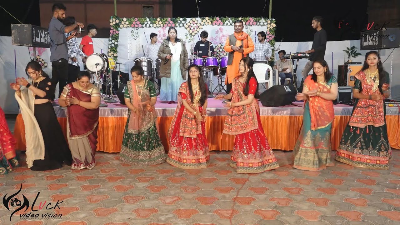 Sava Baser Nu Maru Datardu | Dandiya Raas 04 | Maher Wedding ...