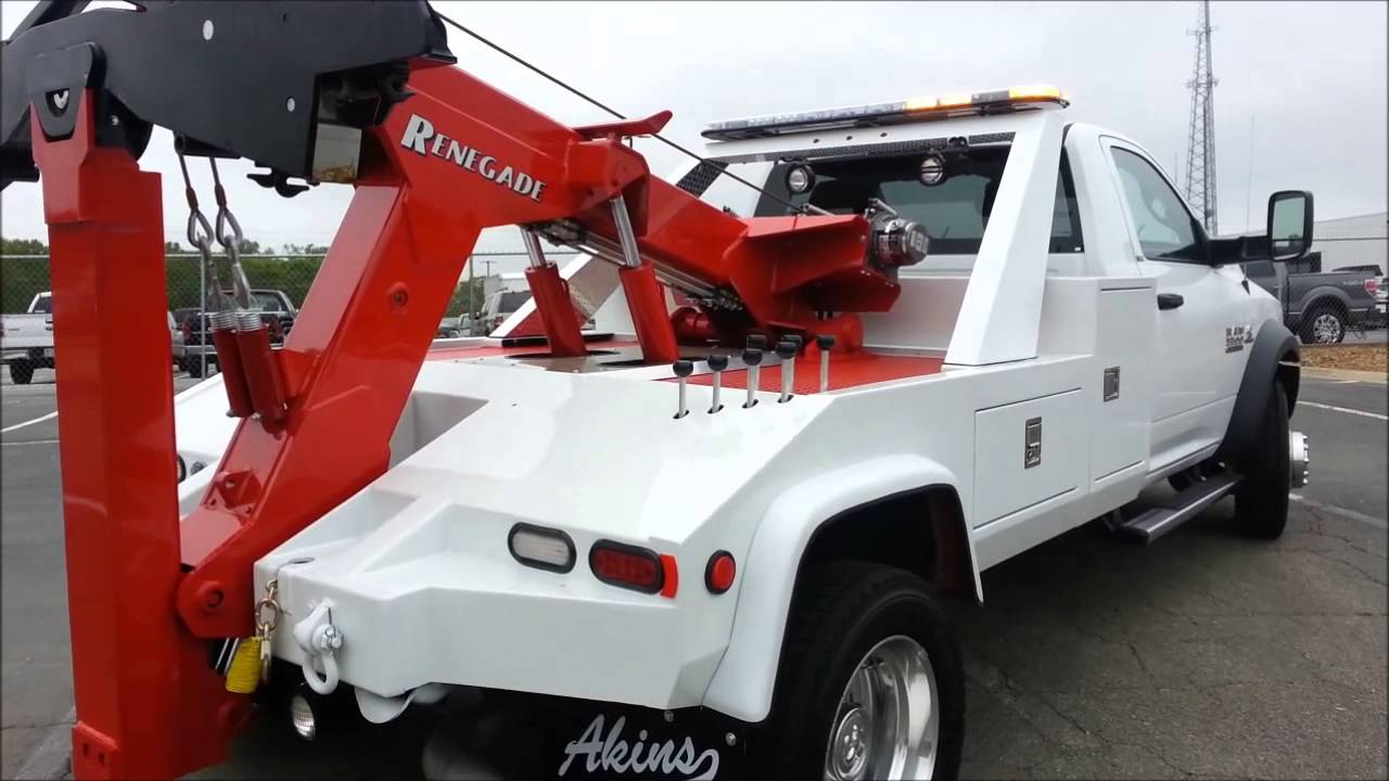 2014 Dodge Ram 5500 Chevron Renegade wrecker - YouTube