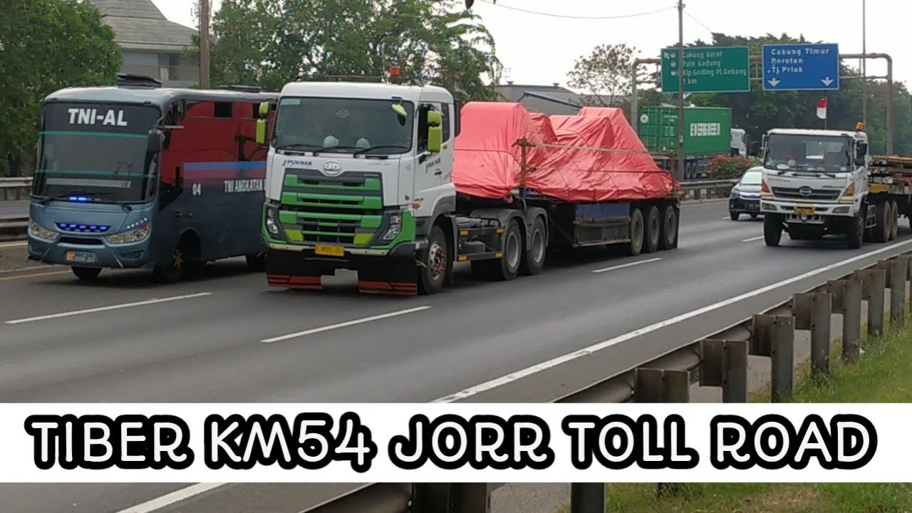 TRUCK SPOTTING || Hunting Truk Kontainer di jalan Tol Cakung KM54 ...