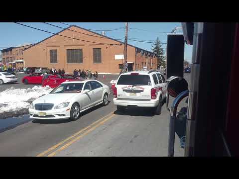 Manalapan chief arriving at keyport parade - YouTube