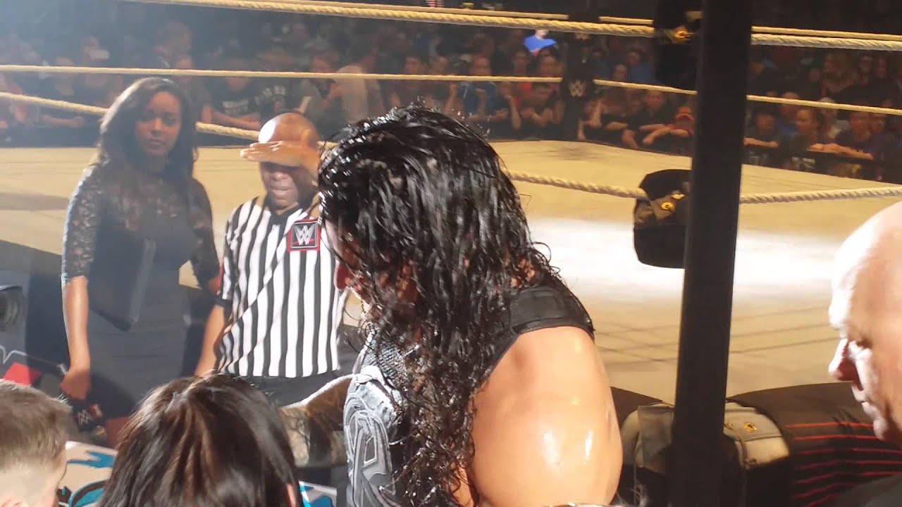 Wwe roman reigns vs Bray wyatt at butlins 2015 - YouTube