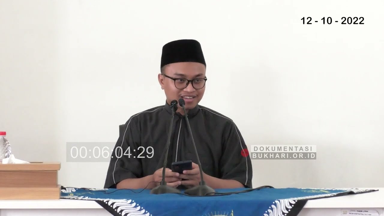 Keutamaan Menuntut Ilmu - Ustadz Haris Lutfi - YouTube