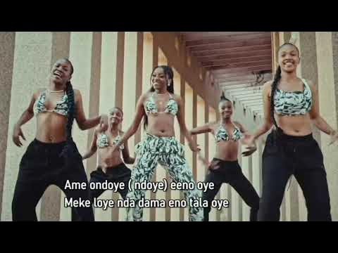 Latoya stella- Commando ( lyrics) - YouTube