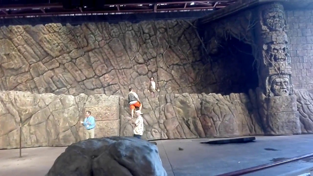 INDIANA JONES DISNEY HOLLYWOOD STUDIOS ORLANDO 2017 1/5 - YouTube