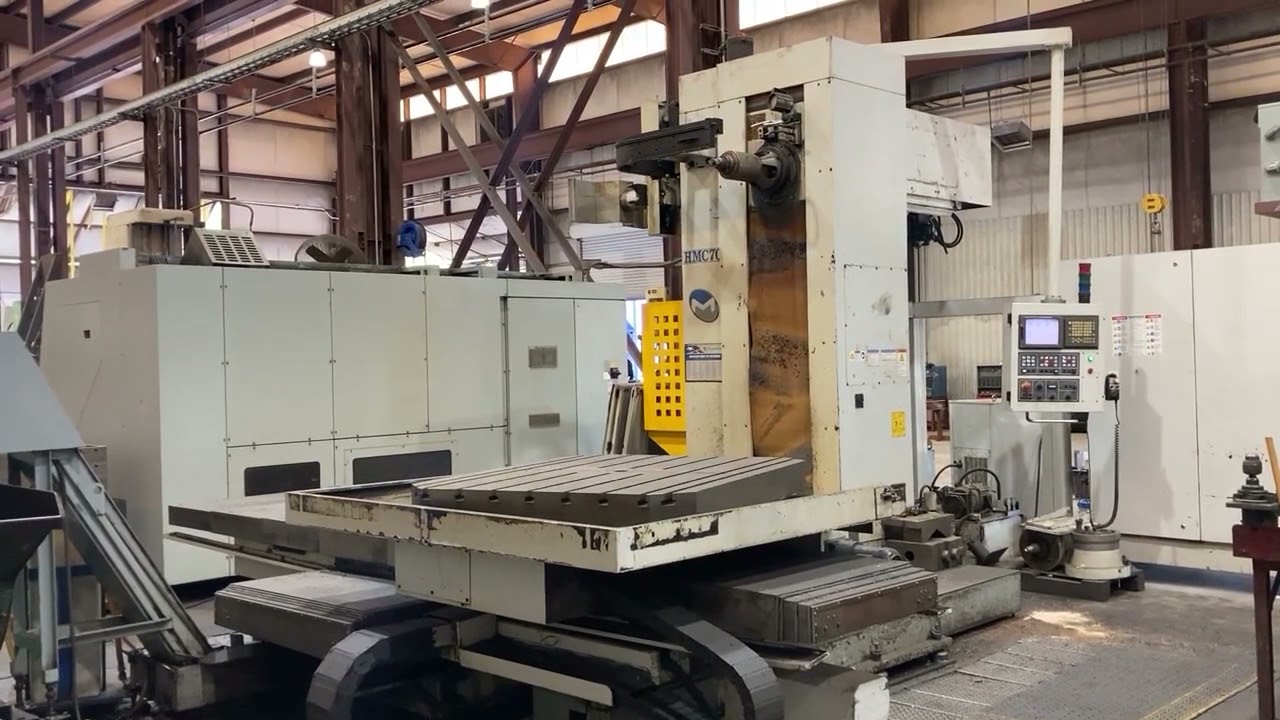 4.33" Milltronics HMC-70 CNC Table Type Horizontal Boring Mill - YouTube