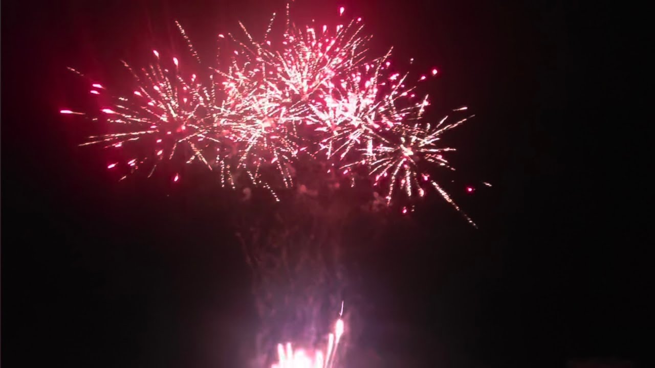 Black Galaxy - 230 shots - Unicorn Fireworks - YouTube