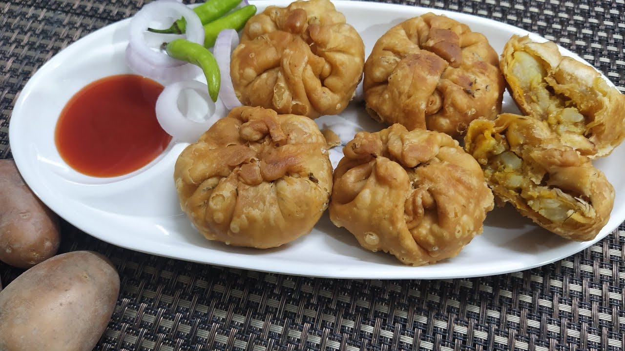 Aloo ki khasta kachori |इस मौसम बनाएं आलू की खस्ता कचौरी| Aloo snack ...