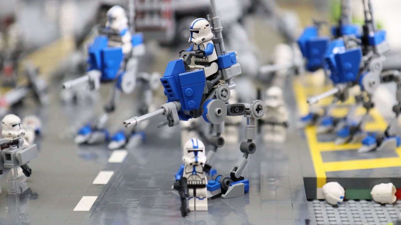 LIVE Building Anaxes in LEGO - BEGINNING THE MOUNTAIN DOOR! - YouTube