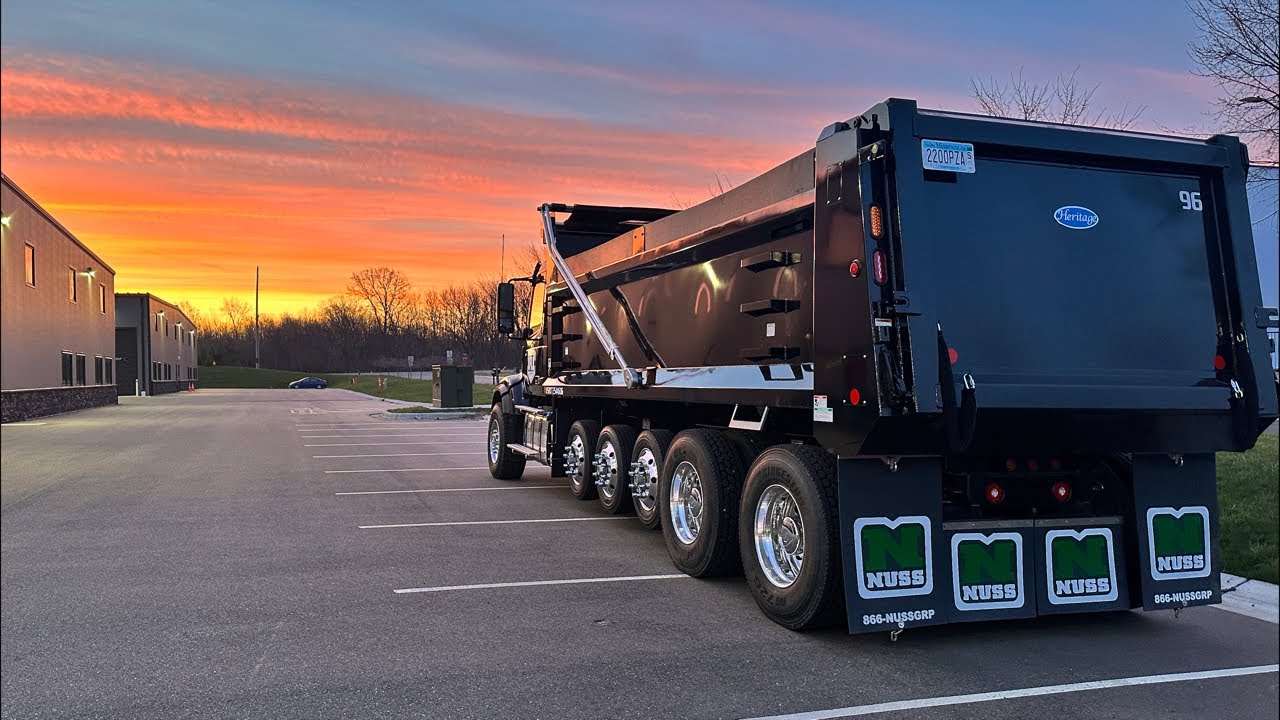 LIVE 🔴 day in the life of an owner operator | Trucker Chat | making ...