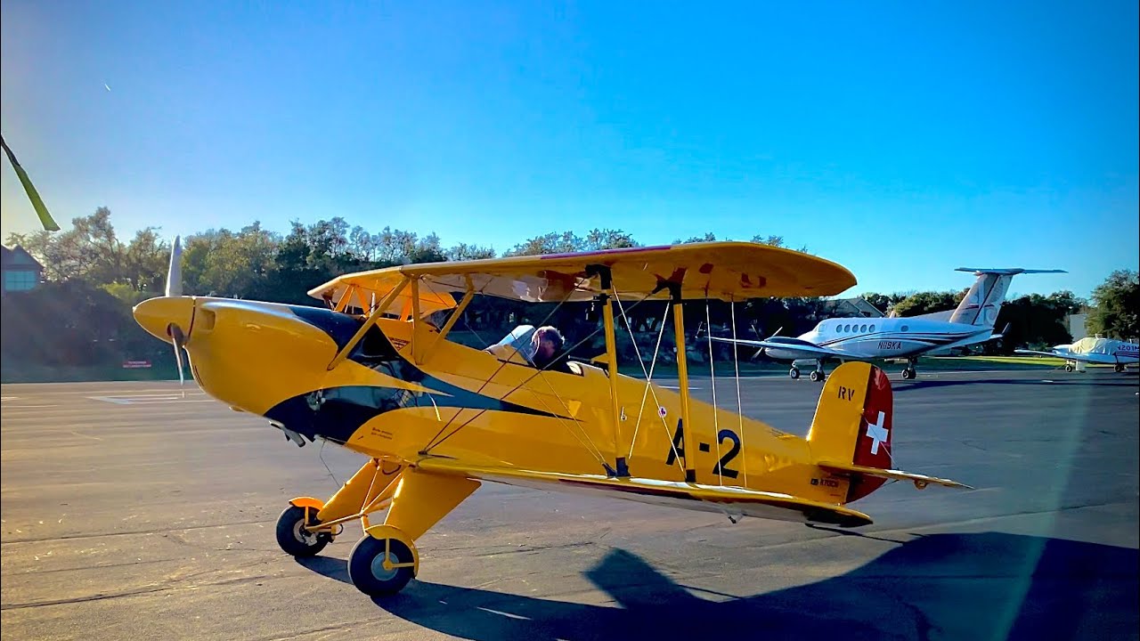 What year plane is this? - YouTube