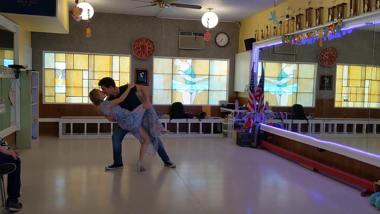 Crazy Girl Wedding Dance - YouTube