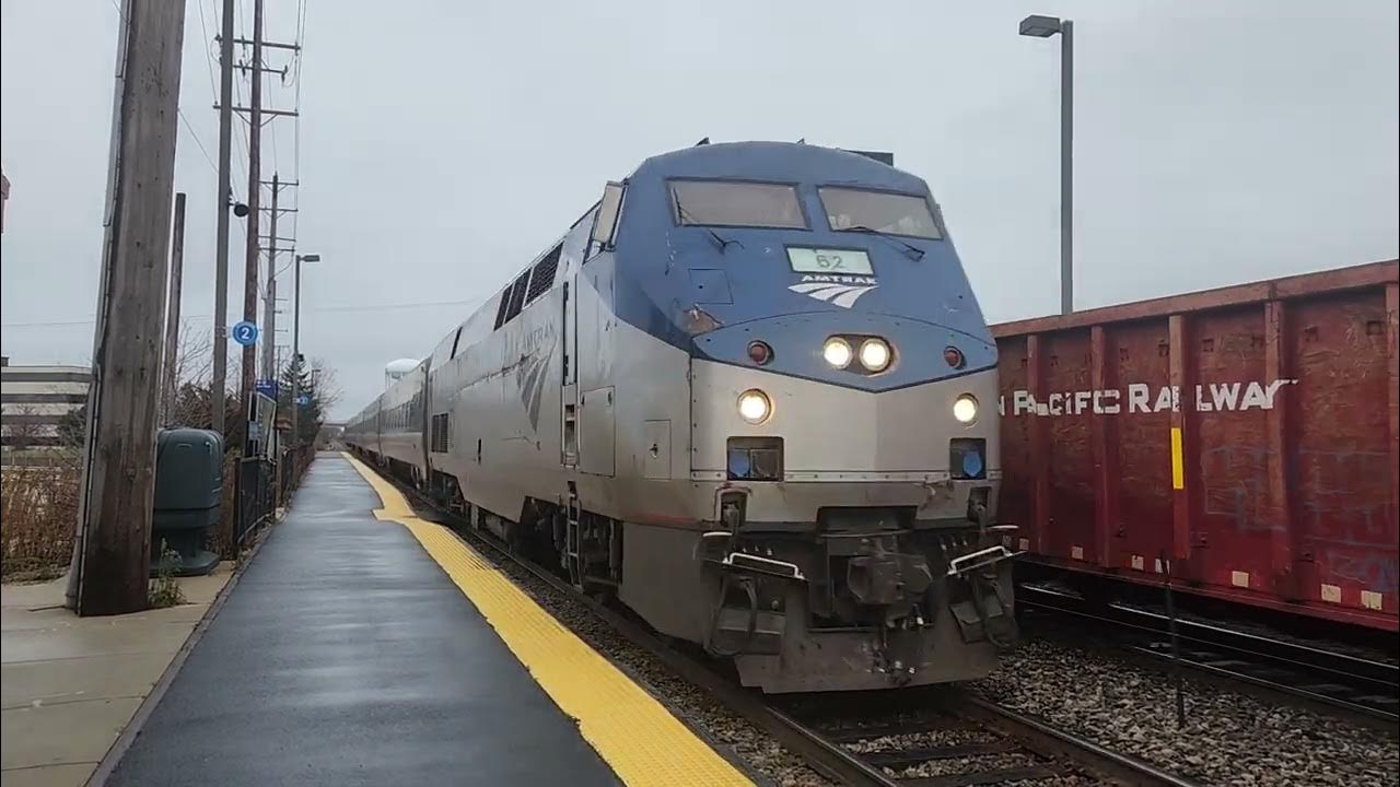 Amtrak 62 Leads Hiawatha #334 At Lake Cook Road - YouTube