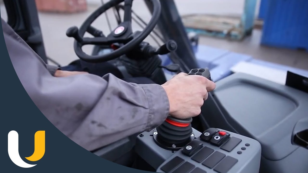 Konecranes Reach Stacker Soft Landing - United Equipment - YouTube