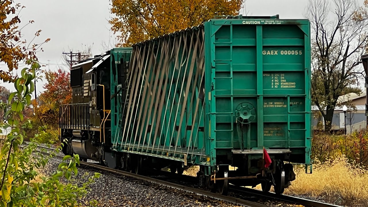 NS 6343 Leads one centrebeam in Wentzville, MO - YouTube