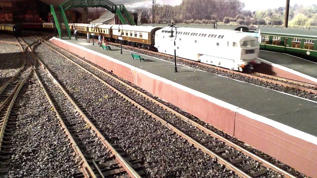 D0260 Lion at Bathford Junction - YouTube