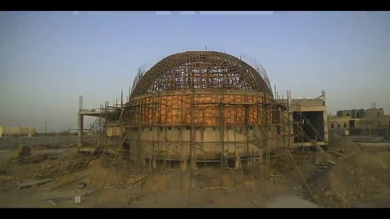 Liwa Cultural Center مركز لوى الثقافي - YouTube