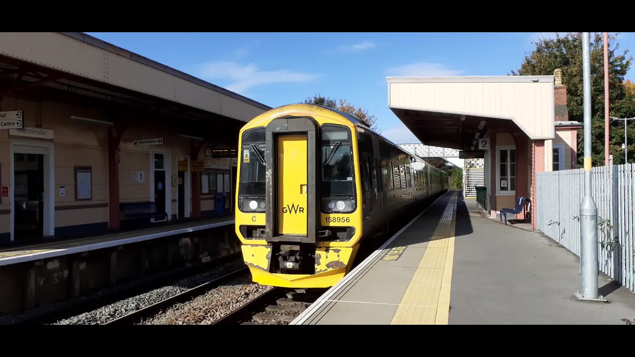 Warminster Railway Station, Wiltshire - YouTube