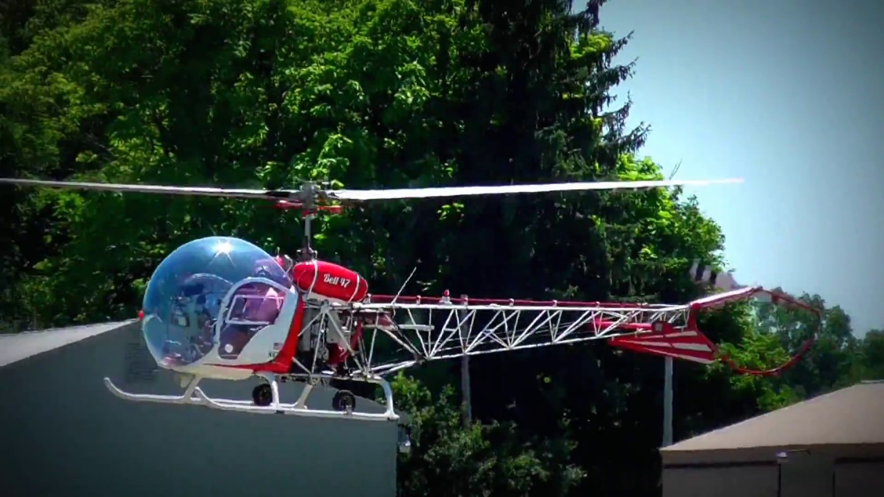 Bell 47 G-2 Helicopter Arriving in Full Sound at Private Event at Mega ...