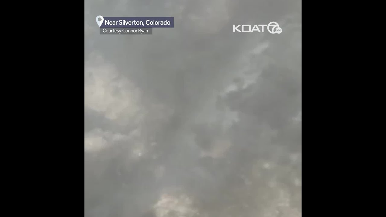 Incredible video shows skier caught in Colorado avalanche - YouTube