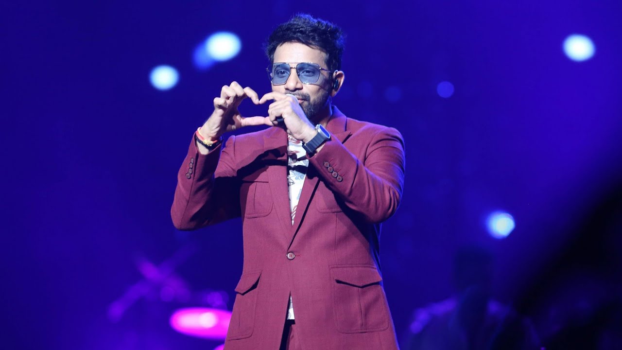 Sakthi Kodu By Singer Karthik |17.2.2024 - YouTube