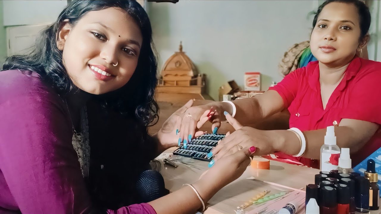 Asmr Doing My Mom Nail Extensions π
Youtube