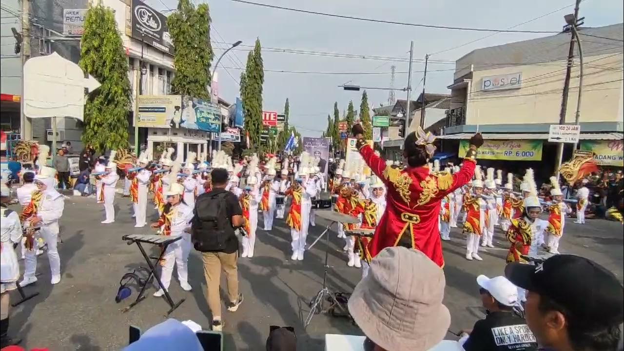 Drumband SDN 1 NGELO - YouTube