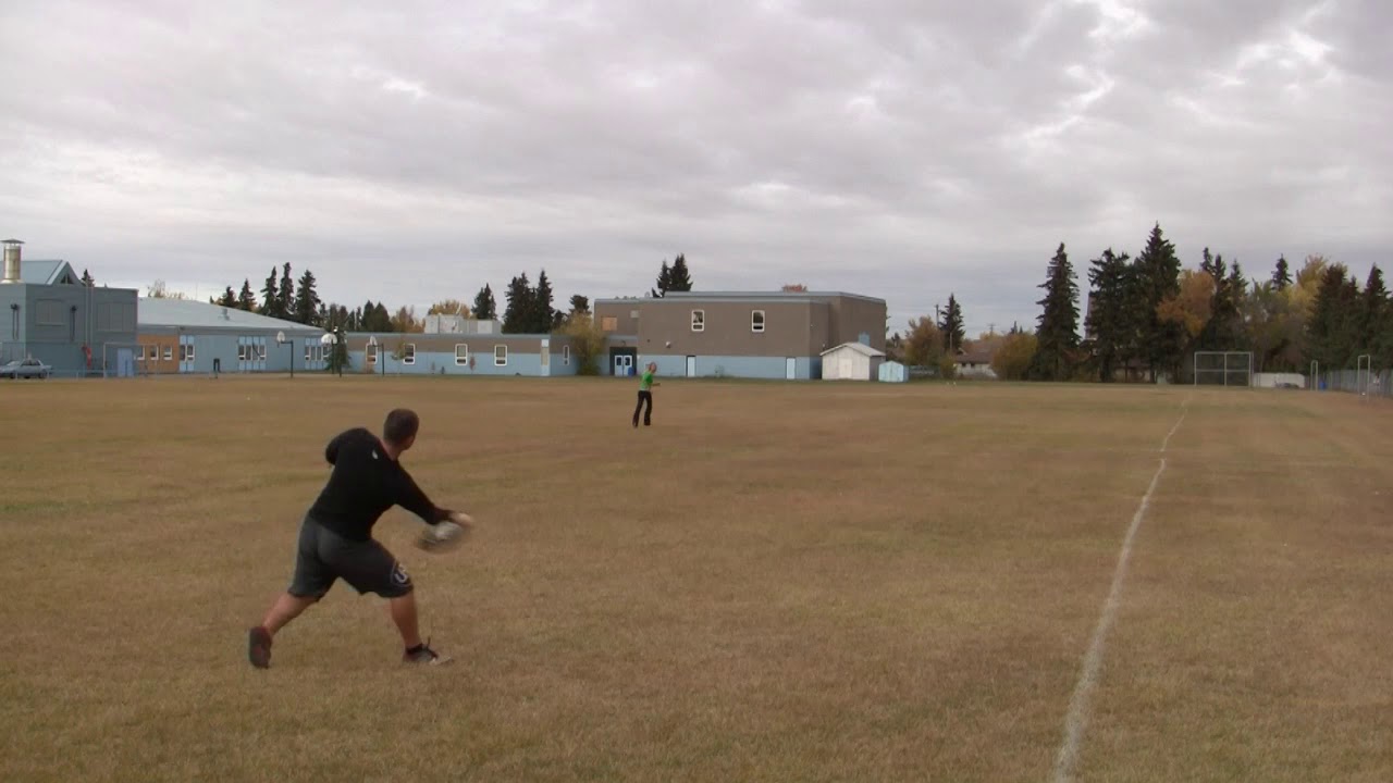 Ultimate Frisbee Forehand Huck Slo Mo - YouTube