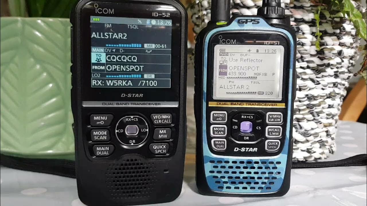 ICOM ID-52 ICOM ID51 Screen comparison - YouTube