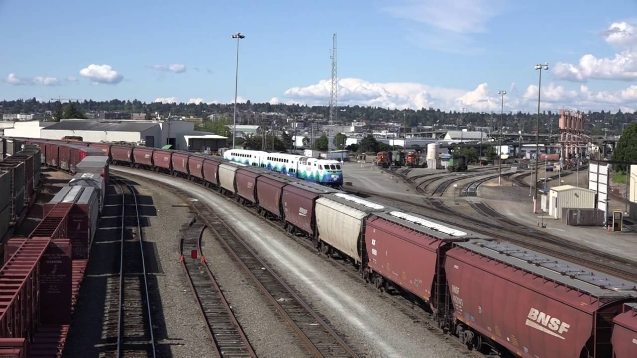 Sounder transit runs North thru BNSF Interbay Yard engine area 6/2016 ...