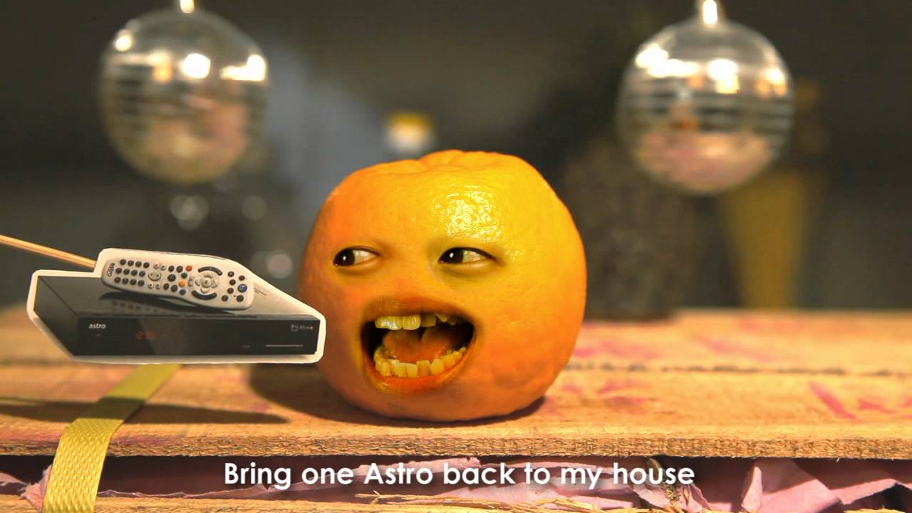 Annoying Mandarin Orange wishes everyone Gong Xi Fa Chai! - YouTube