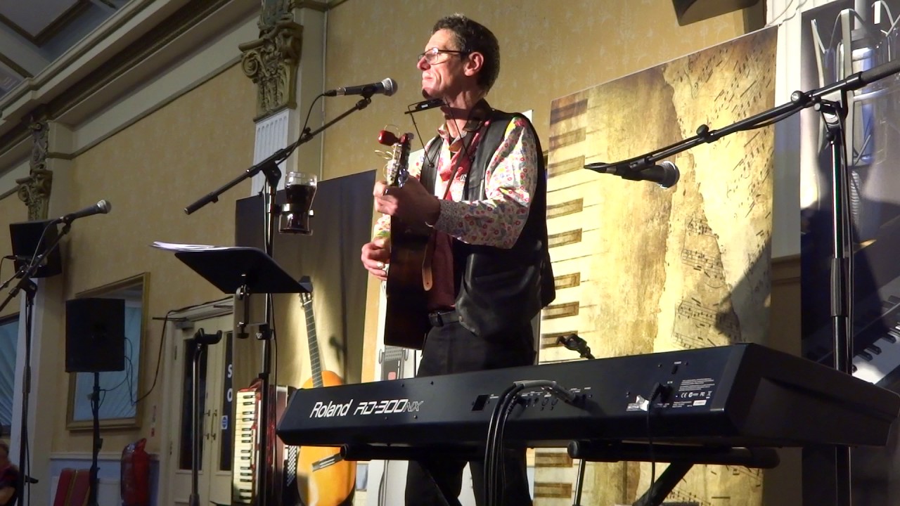 Freight Train Blues - YouTube