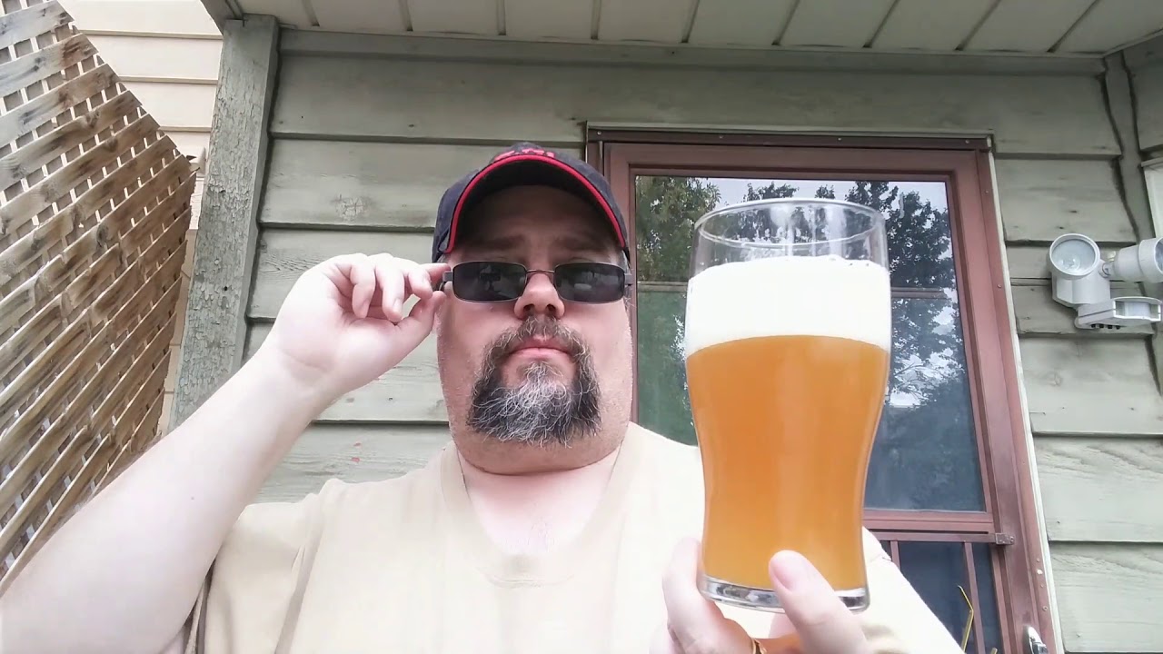 Booze Shorty - Yellow Dog Brewing - High 5 Hazy IPA - YouTube
