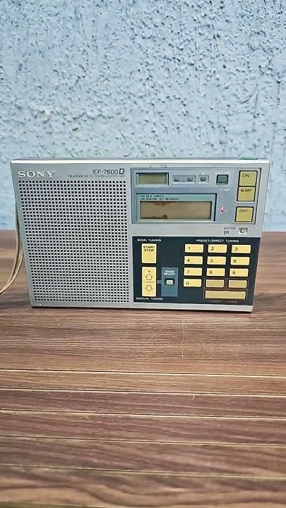 (Sony Digital Portable World Radio Synthesized Receiver ICF-7600D — Vintage WORKS) - YouTube