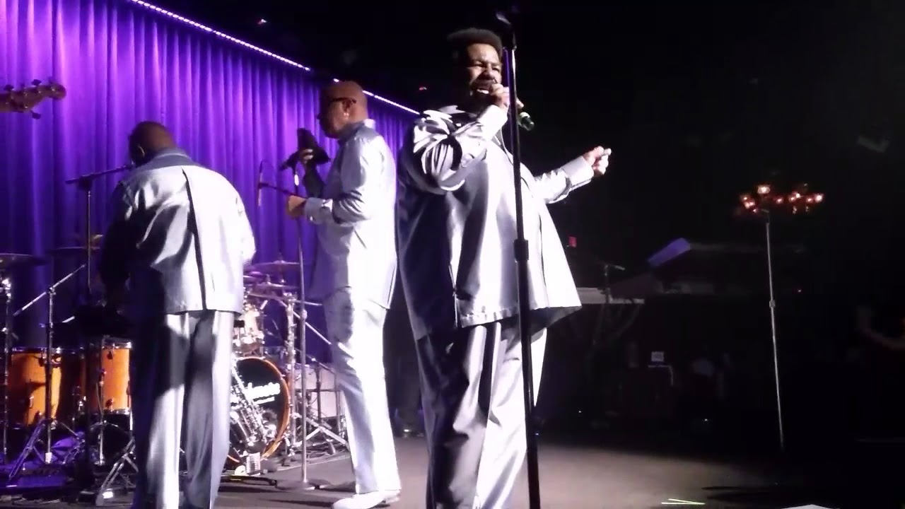 Millie Ware does The Whispers @ The Birchmere - YouTube
