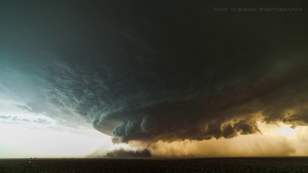 A supercell near Booker, Texas HD - YouTube