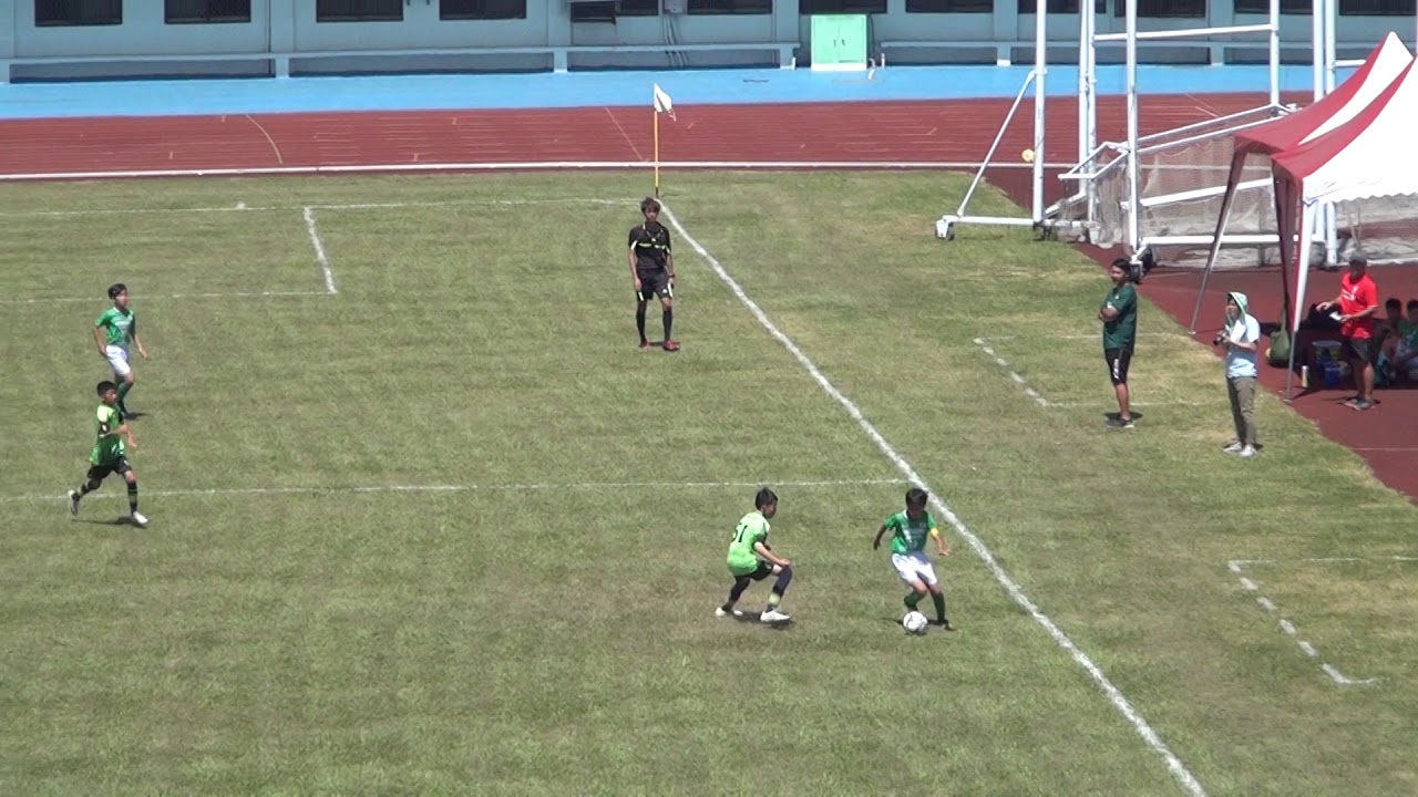 20180527 2018年全国TYL少年春季足球聯賽新竹賽区U13 銀河天馬 vs HJFC 上半場 ( 2 : 0 ) - YouTube