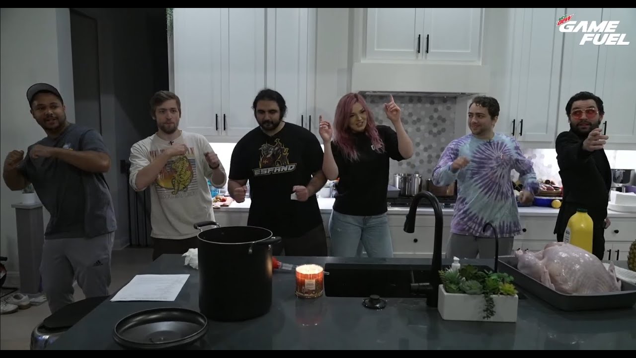 OTK FRIENDSGIVING JSCHLATT ASMONGOLD SODAPOPPIN MIZKIF ESFAND RICH CYR ...