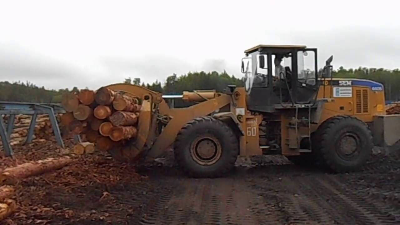 Погрузчик SEM 660B с лесозахватом - YouTube