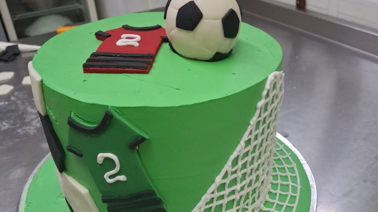 Amazing football cake decorations /Icing cake decorations /Shorts video ...