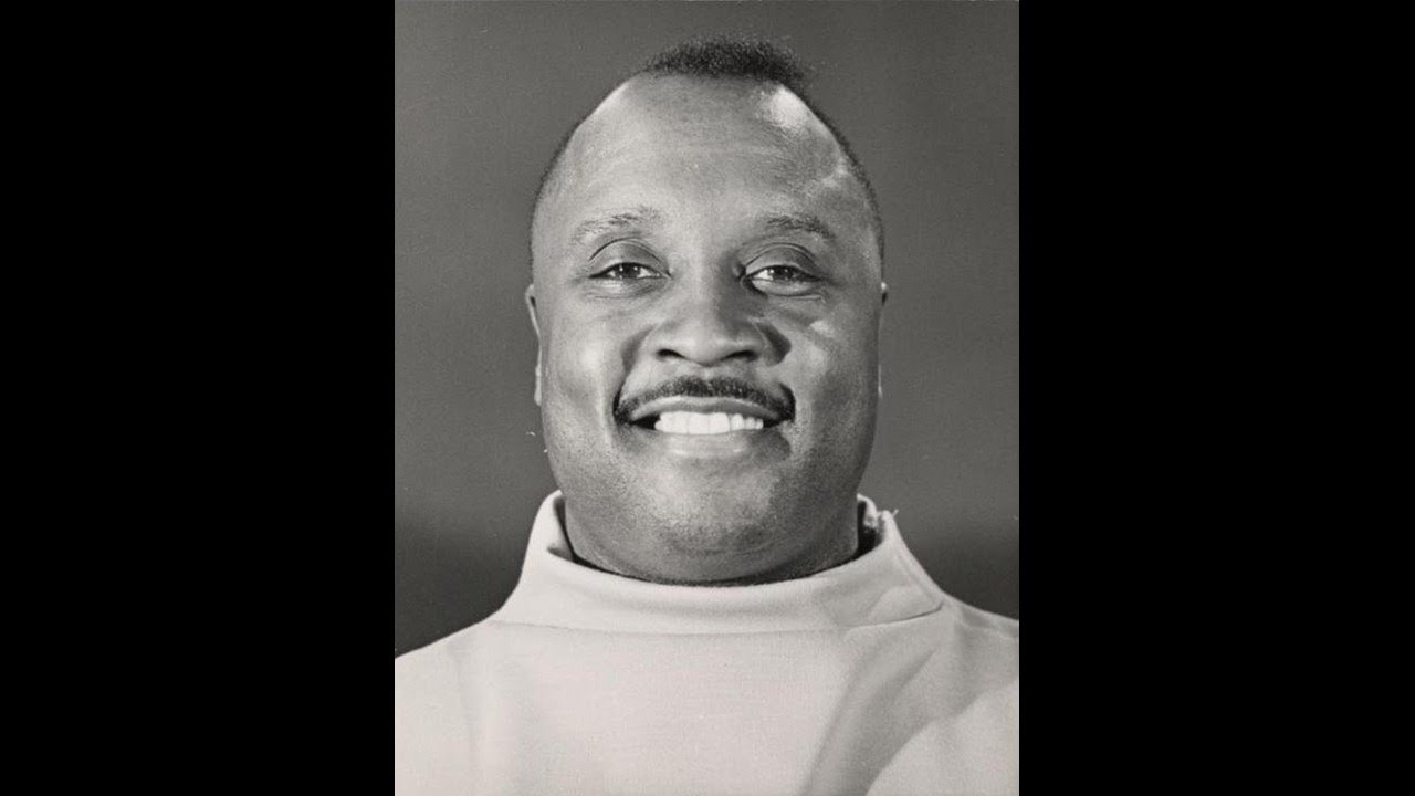 Alex Bradford - Holy Ghost - Foundation Friday - YouTube