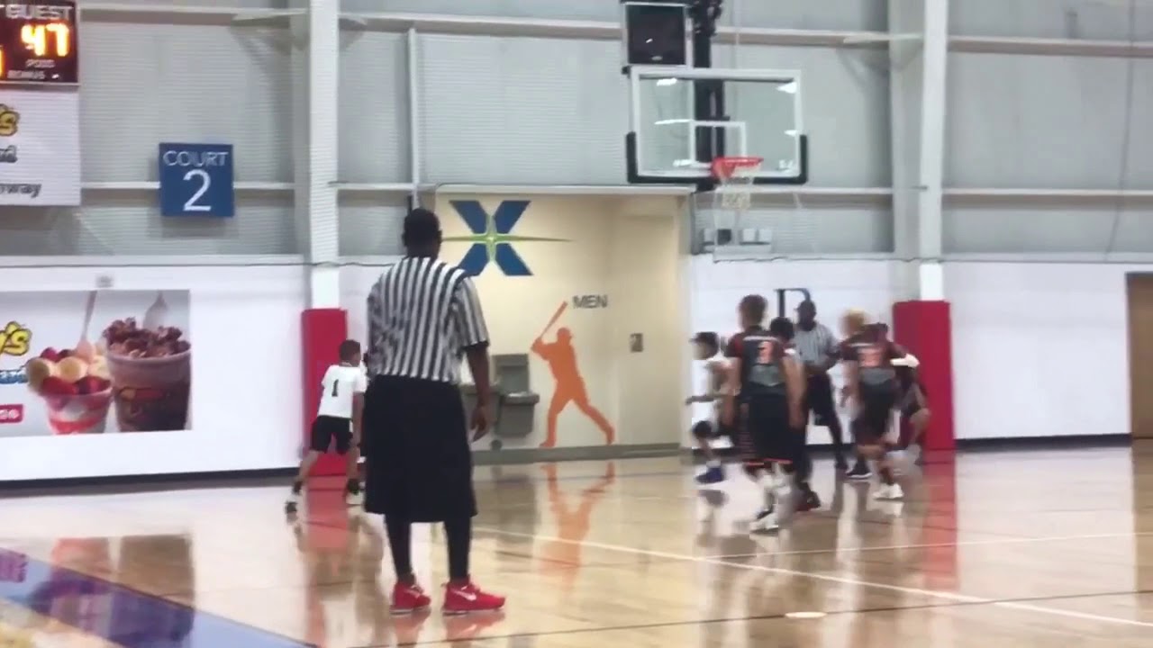 9 year old basketball player highlights - YouTube