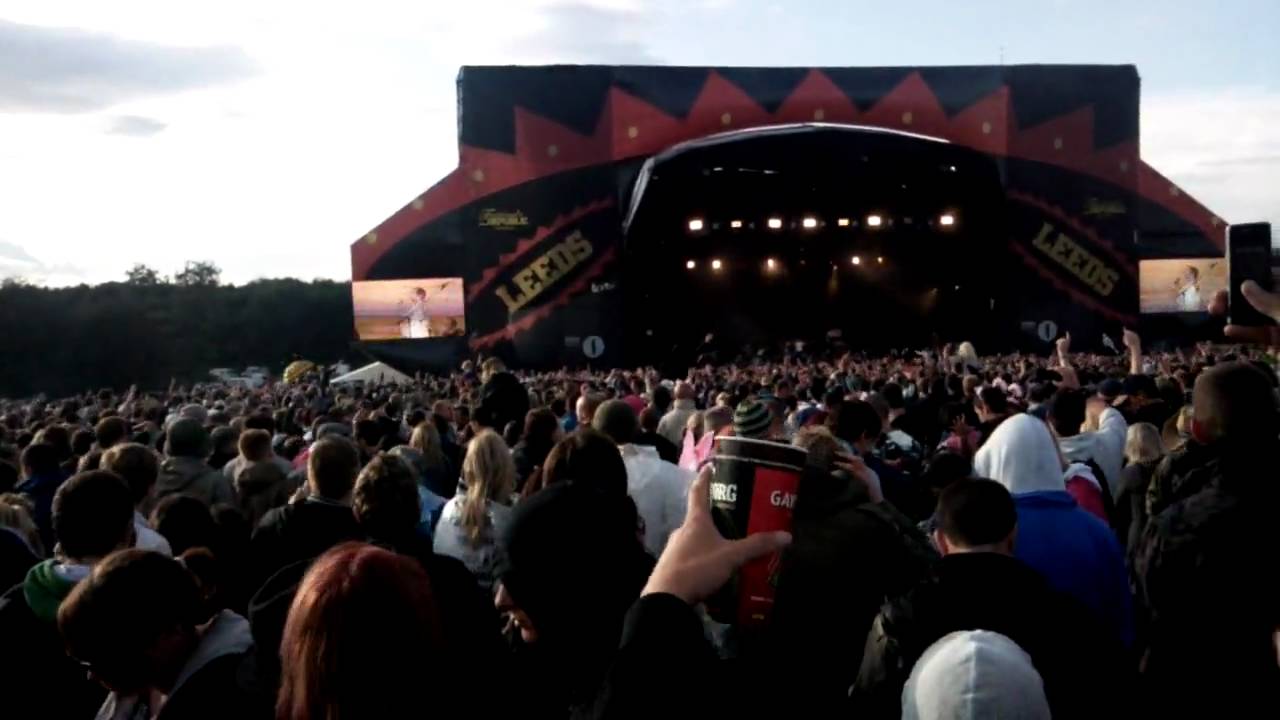 Leeds Festival 2009 - Ian Brown FEAR - YouTube